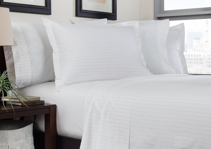 7 Essentials in a Hotel Bedding Collection | Elegant Strand